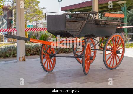 Closed four-wheeled horse-drawn carriage Stock Photo - Alamy