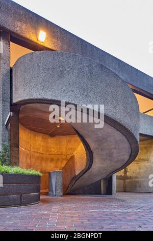 Spiral staircase at the Barbican by architects Chamberlin, Powell and ...