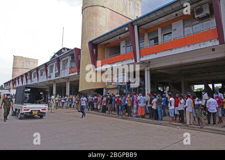 Central fish market in Colombo, Sri Lanka Stock Photo - Alamy