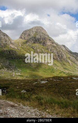 Carnmore bothy Fisherfield forest Scotland Stock Photo - Alamy