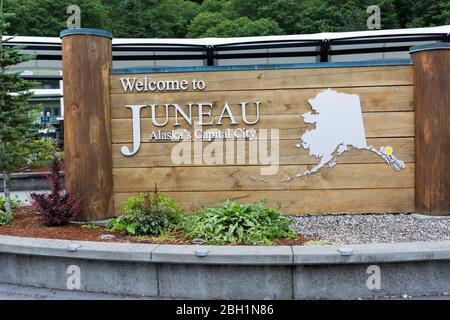The Welcome Sign To Juneau Alaska The Capital City Of Alaska Has A Map ...