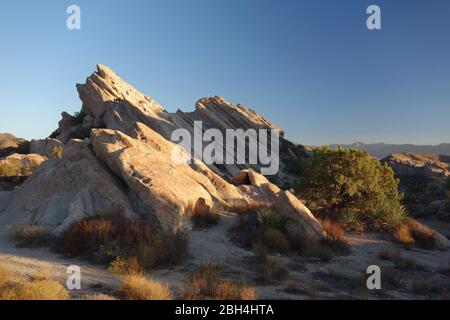 famous angled rock formations at Vasquez Rocks in Agua Dulce ...