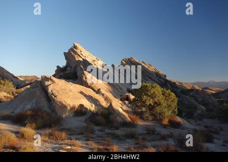 famous angled rock formations at Vasquez Rocks in Agua Dulce ...