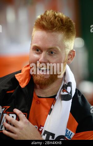 Barry Enright pitcher abridor por naranjeros hace un lamento al dejar ...