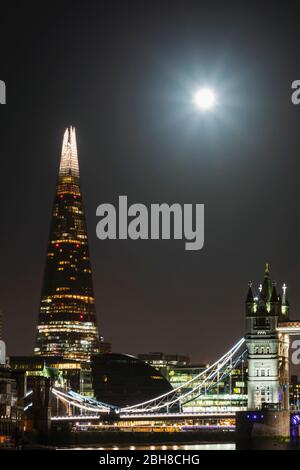 England, London, Tower Bridge and The Shard Stock Photo - Alamy