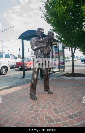 Larry Anderson's 1984 "Coming Home" statue in South Tacoma, Washington ...