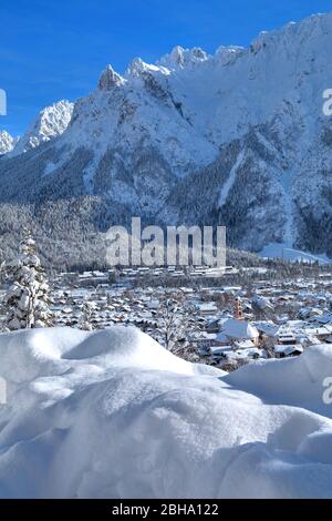 Winter in the Karwendel mountains, Mittenwald, Bavaria, Germany Stock ...