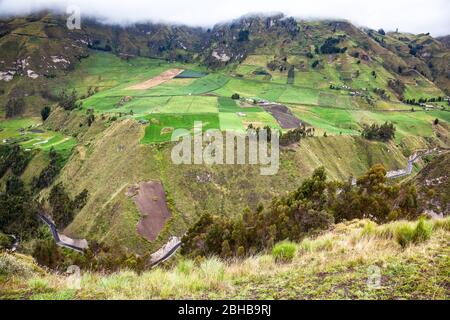 Vía Flores, old road from Ambato to Guaranda, next to the Ambato river ...