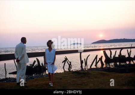 THE LOVER (1992) JANE MARCH, TONY LEUNG LOV 003 Stock Photo - Alamy
