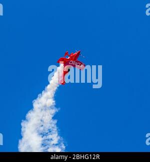 Sean Tucker, Oracle Challenger pilot, flies as high as he can to ...