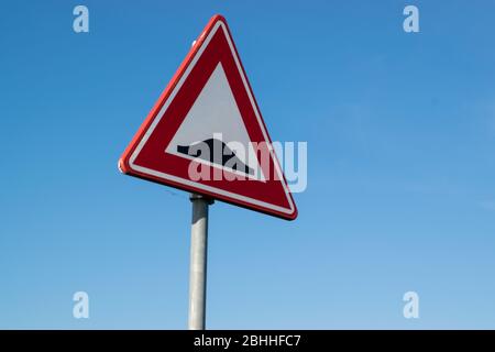 Dutch road sign: speed bumps Stock Photo - Alamy