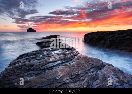 Trebarwith Strand Sunset Stock Photo - Alamy