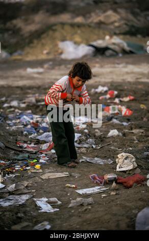 Roma child living in squalid conditions at the Vardarishte landfill ...