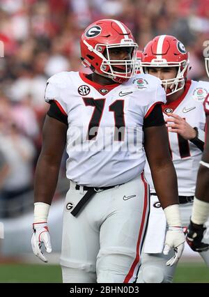 Georgia offensive lineman Andrew Thomas runs the 40-yard dash at the ...