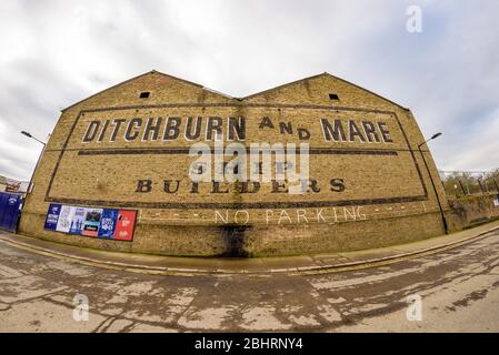 Thames Ironworks and Shipbuilding Company - Building a Warship ...