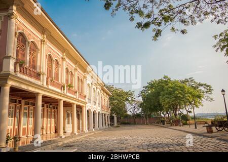 Parque historico de Guayaquil Stock Photo - Alamy