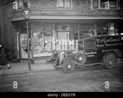 food, meat, butcher's shop, shopping window with display, Rome, Italy ...