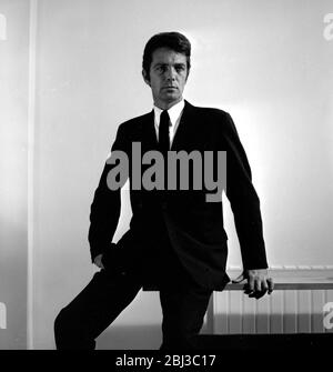 A portrait of British TV and Crossroads soap opera star, Ronald Allen ...