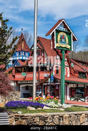 The Village of Alpine Helen in Georgia Mountain Beauty with a touch of ...
