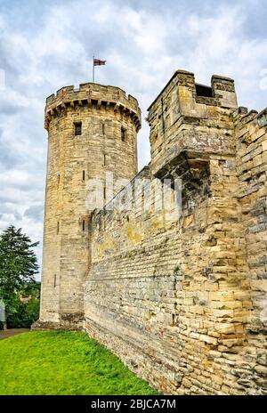 Old wall at Warwick Castle Stock Photo - Alamy