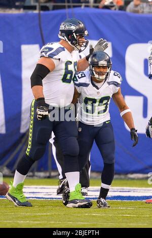 Seattle Seahawks wide receiver Doug Baldwin (89) slips an attempted ...