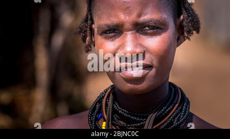 Dassanech Tribe Girl, Omorate, Omo Valley, Ethiopia Stock Photo - Alamy