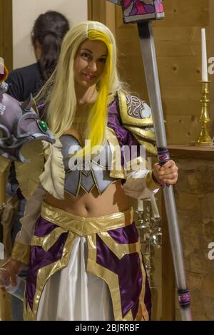 Portrait of videogamers and cosplayers Stock Photo - Alamy