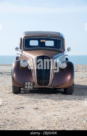 Morris Z van hot rod Stock Photo - Alamy
