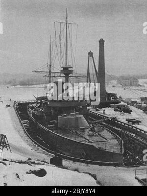 HMS Thor i docka Stock Photo - Alamy