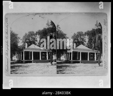 Home of Jefferson Davis. The cottage Stock Photo - Alamy