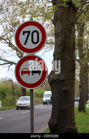 German 40 km/h Speed Limit Sign with Kindergarten Warning: Road Safety ...