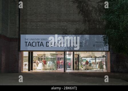 1940s Architecture Entrance Brick Power Station Converted Tate Modern ...