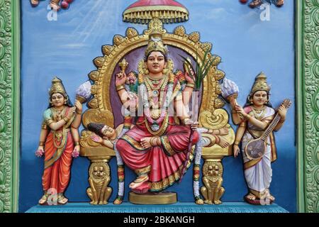 The Hindu Goddess Parvati. India, Tamil Nadu, 11th century. Sculpture ...