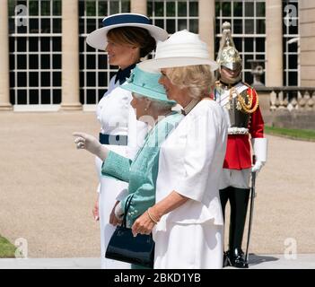 Queen Elizabeth II - Visit to Cornwall 1962 Stock Photo - Alamy