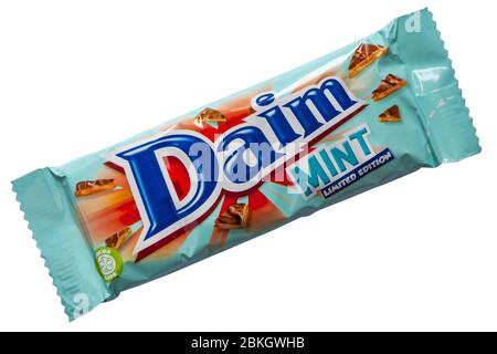 limited edition Daim Mint chocolate bar set on white background - mint ...