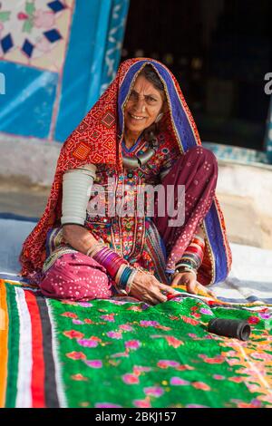 Traditional embroidery of Gujarat India Stock Photo - Alamy