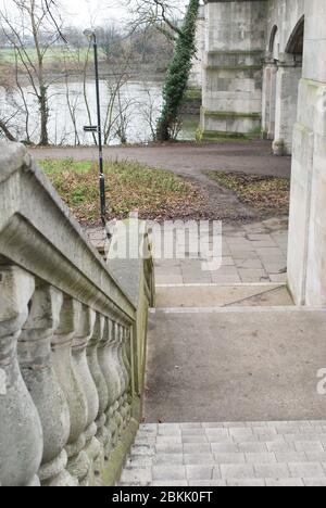 Reinforced Concrete Portland Stone River Thames Chiswick Bridge London ...
