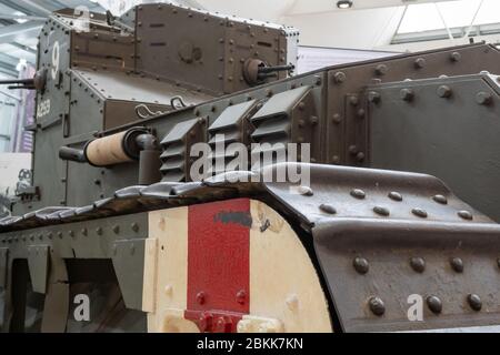 First World War Heavy Tank, (stretched) Mark V** / MK 5 Female, on ...