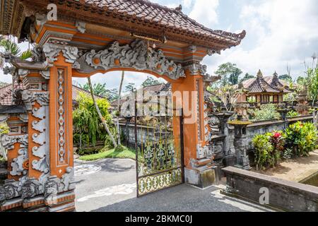Entrance gate of a traditional Balinese house in Desa Katung in ...