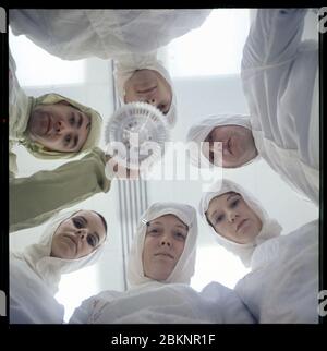 MAKING COMPUTER CHIPS Stock Photo - Alamy