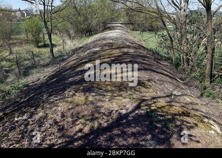 Hitler can be seen in the picture receiving the hammer from the foreman ...
