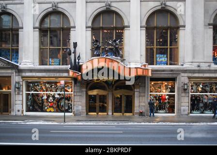 Disney store, Manhattan, New York, USA Stock Photo - Alamy