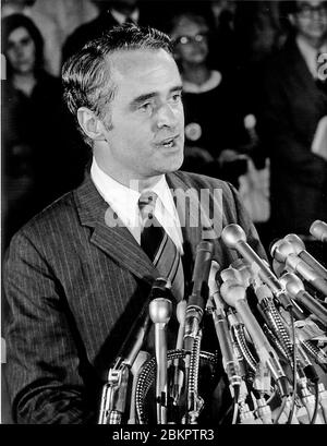 Missouri Democratic Senator Thomas Eagleton greets U.S. President Jimmy ...