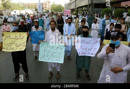Pashtun Tahafuz Movement protest against the Pakistan Army outside the ...