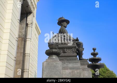 The Rama I. Monument in Pak Klong Talaat / Pahurat area, Bangkok ...