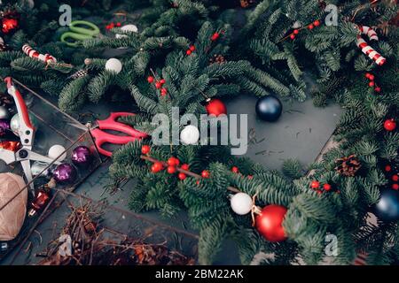 Christmas tree wreath decorating workshop DIY set scissors for making ...