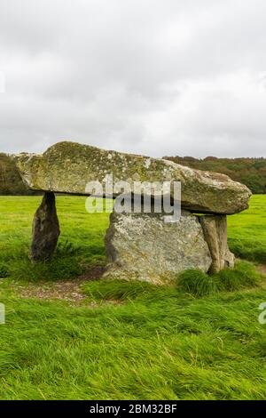 Presaddfed Burial Chamber, Anglesey, North Wales Stock Photo - Alamy