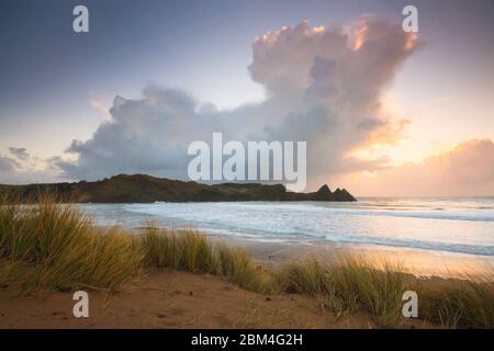 Beach in Threecliff Bay, Wales, UK Stock Photo - Alamy