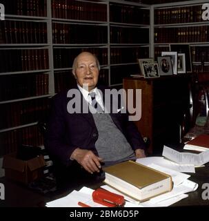 Portrait of Lord Denning - Alfred Thompson "Tom" Denning, Baron Denning ...