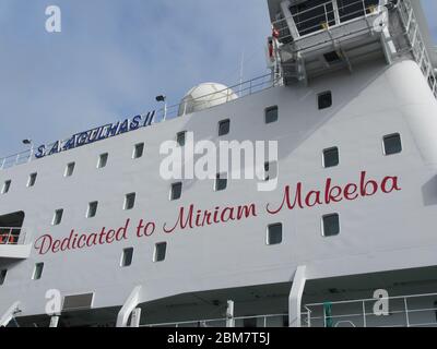 Ship SA AGULHAS II Stock Photo - Alamy